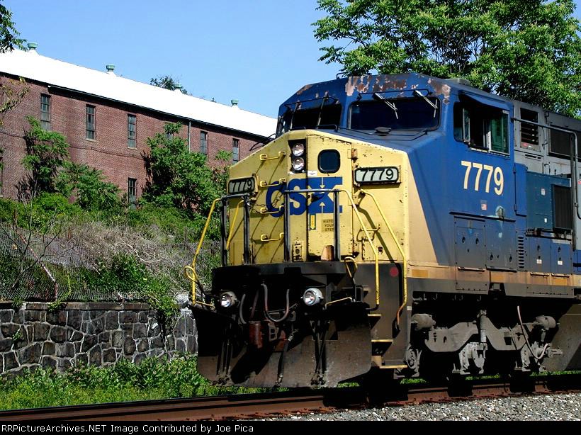 CSX #7779 heading north on the River Line, 6/21/06